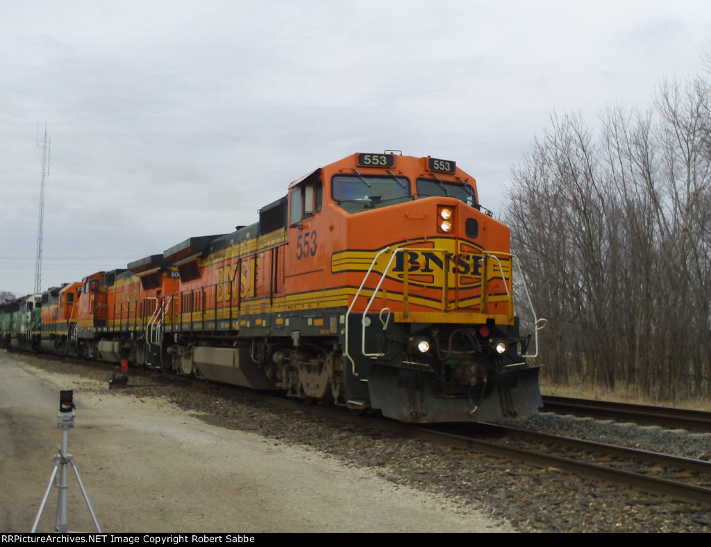 BNSF 553